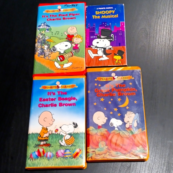 Media | 4 Classic Peanuts Vhs Movies | Poshmark